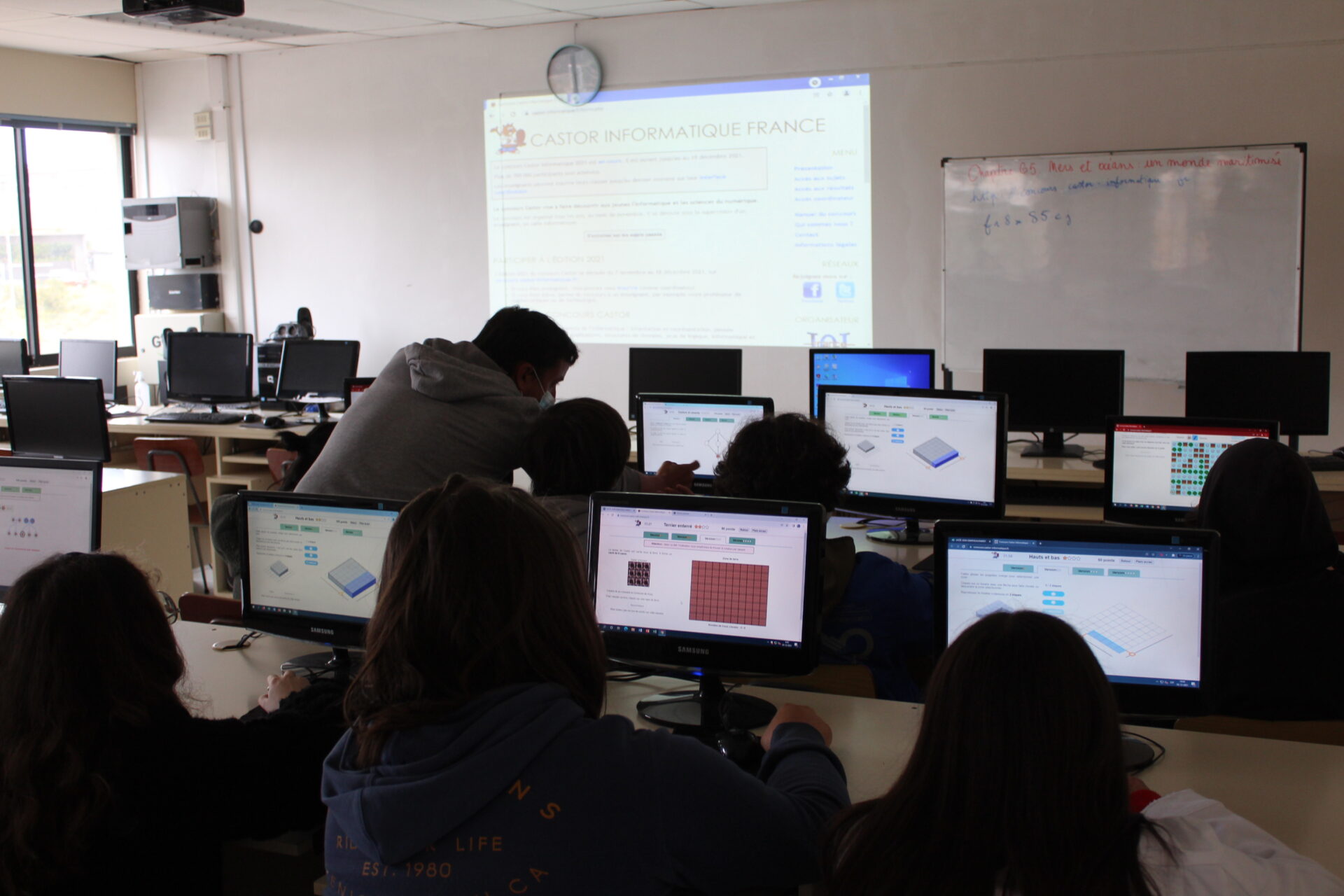 Concours Castor Informatique 2024. Une introduction ludique au monde du ...